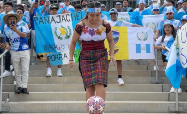 Chapina se vuelve viral por hacer tecniquitas en un estadio de EE.UU al ...