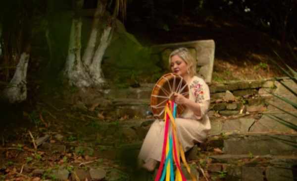 ¡Púchica! Artista guatemalteca lanza una canción que hará que sus ...